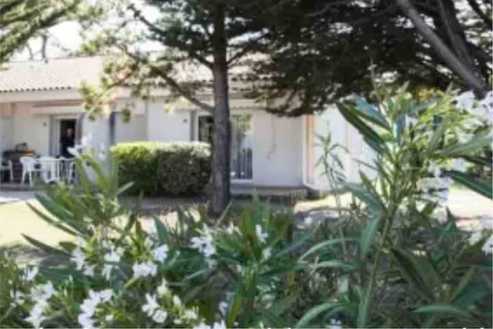 Duplex, 3 Piscines (1 Chauffée), 300 M Plage - Île d'Oléron