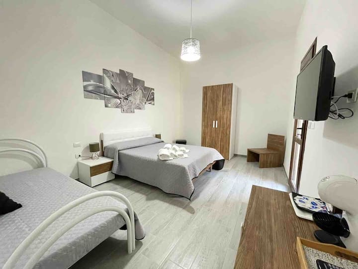 Stanza Più Bagno Privato Con Ingresso Indipendente - Villasimius