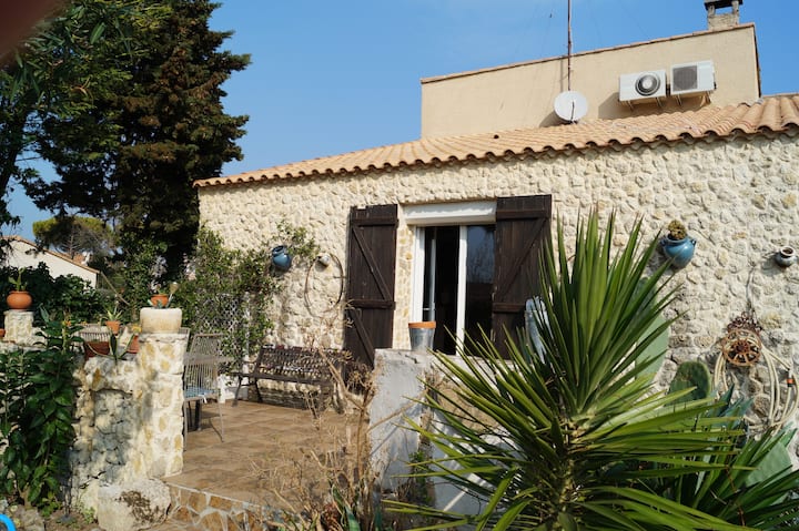 Chez Isabel à Mèze Proche Des Plages - Mèze
