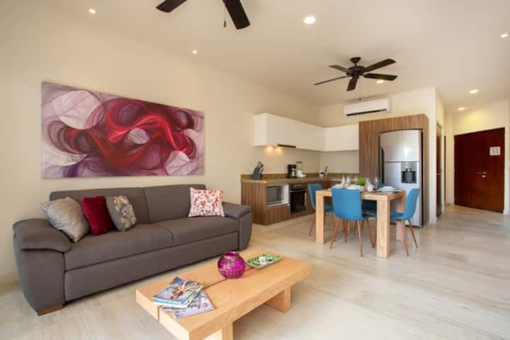 Nice Apartment, 4 Blocks To The Beach, 1 Block To 5th Ave. - Playa del Carmen