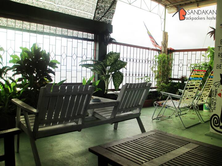 Mixed Dorm Bed 1&2 - Sandakan Backpackers Hostel - Sandakan