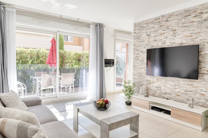Studio,terrasse,parking,piscine,accèsdirect Plages - Antibes