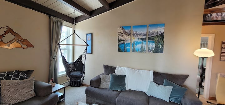 Perfect Family Get Away!  Great Views W/a Big Loft - Silverthorne, CO