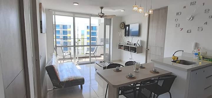 No Solo Alojamiento, Sino Experiencias Memorables - Girardot