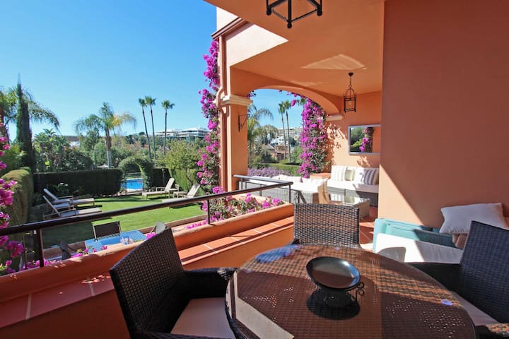 Luxury Puerto Banus/marbella Townhouse - Marbella