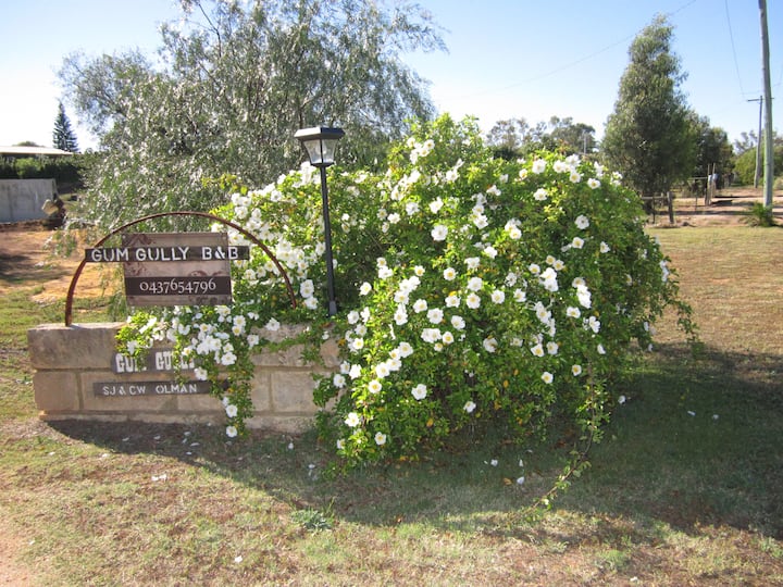 Gum Gully Bed & Breakfast - Northampton, Australia