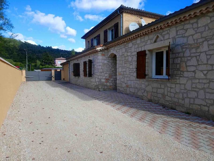 Grande Maison Avec Piscine A 5 Minutes Des Gorges - Vallon-Pont-d'Arc