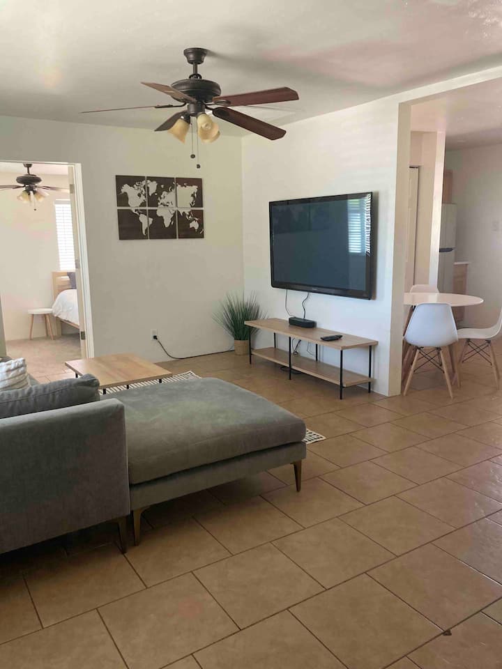 Quiet Home In Midtown - Tucson, AZ