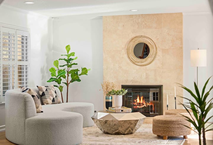 Tranquil 5br Haven In Irvine - Irvine, CA