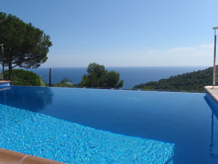 Cerca De Playa Vista Al Mar Piscina Privada, Wi-fi - Blanes