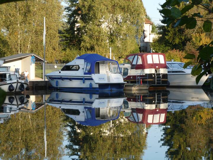 Domaine Du Port Sainte Marie : Bateau Nina - Parc Animalier de Sainte-Croix