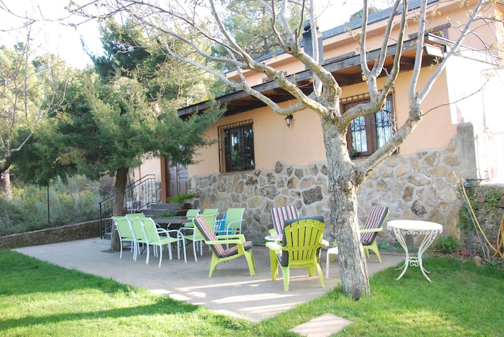 Casa Rural El Pajaro Pi (Antiguo Don Burguillo) - El Tiemblo