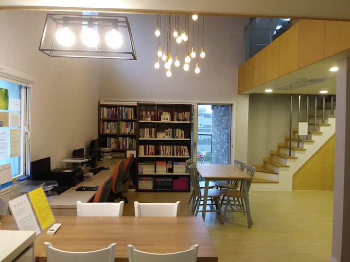 (양산4호.특실)신청곡전문lp바와 동네책방 뮤직앤비어하우스. 여행자숙소 & 출장숙소 - 물금읍