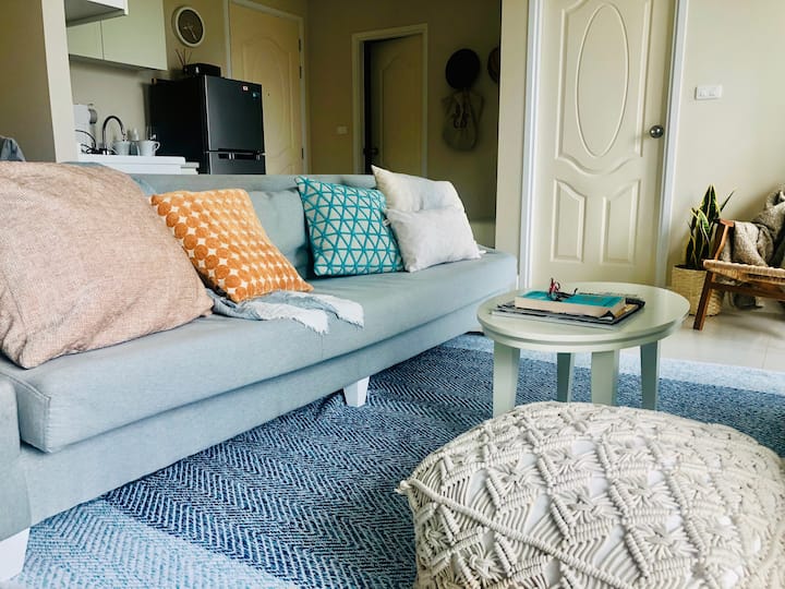 Seaview Apartment At The Energy Cha-am/hua-hin - Cha-am