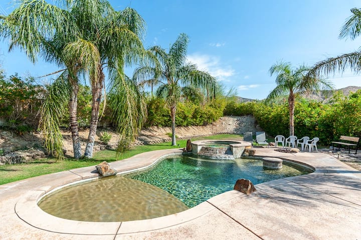 Secret Escape With Private Salt-water Pool & Spa - Desert Hot Springs, CA