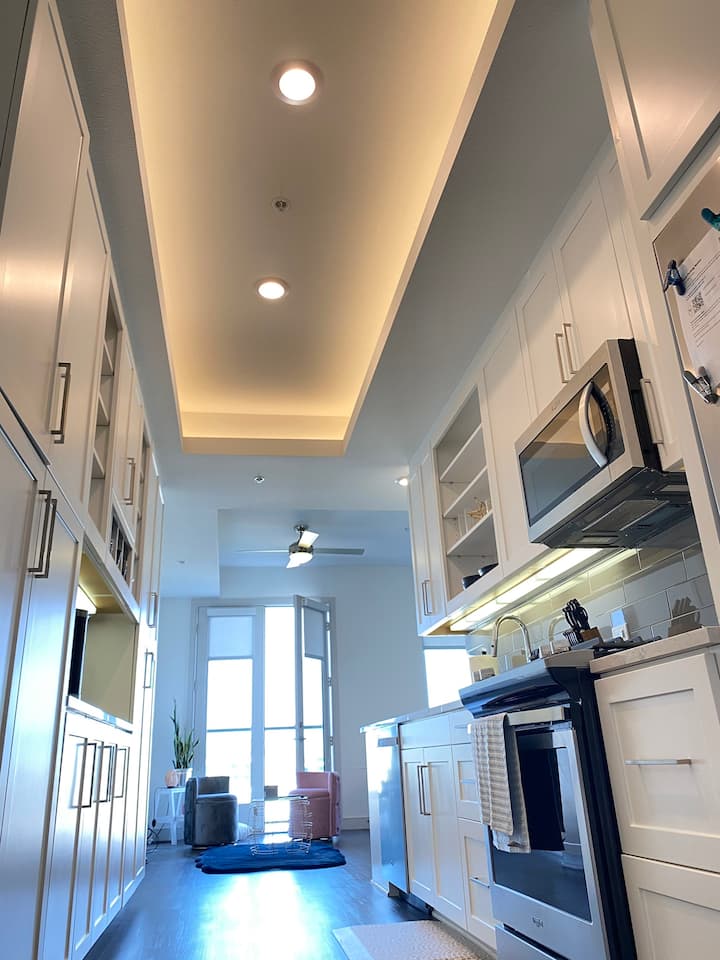 Outstanding-private Apt In Irvine - Irvine, CA