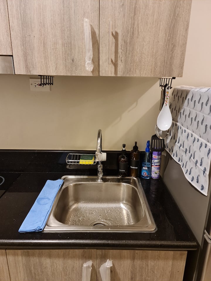 Ur Home N The Cty-1brcondo-coast Res W/pool Nr Moa - Pasay