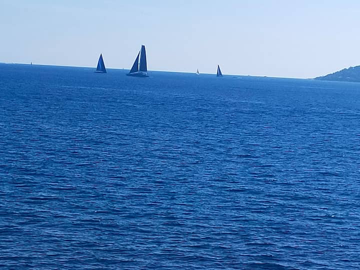 Studio Belle Vue Mer, Parking Clim Wifi Tout Y Est - Saint-Tropez