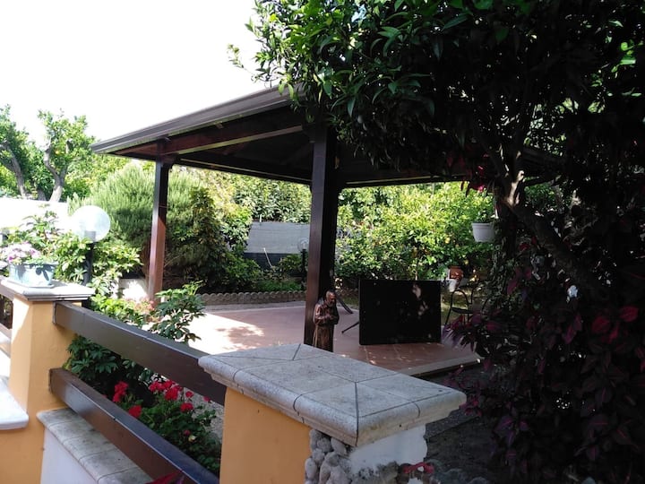 Appartamento Con Giardino E Griglia Per Barbecue - Parghelia