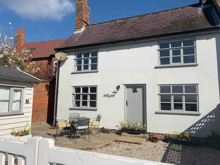 Charming Cottage With Views Of The River Orwell - Harwich