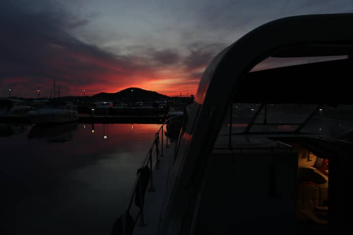 Mini Yacht In The Center Of Pozzuoli (Naples) - Procida