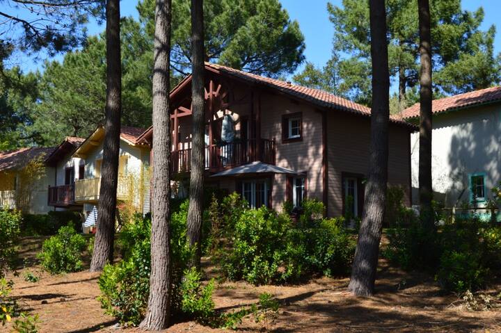 Lacanau Océan Maison De Vacances à L'orée Du Bois - Lacanau