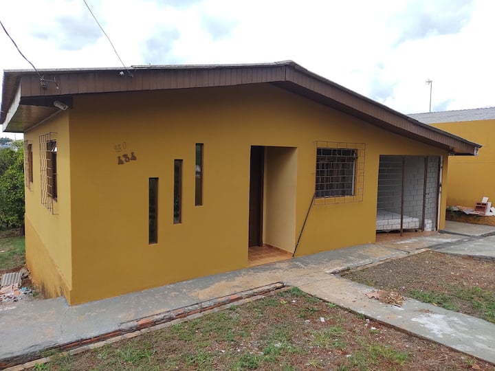 Casa Caramelo Próximo A Rodoviária - Guarapuava