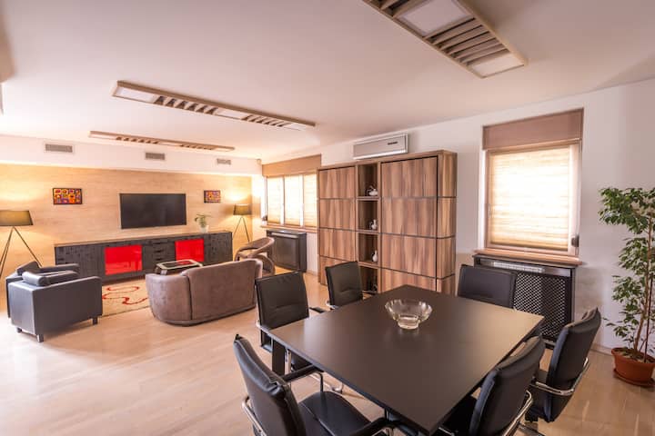 Hostgost At Bams (Private Spa Included) - Belgrade