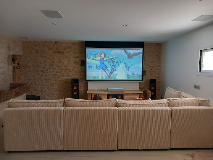 Grande Maison Climatisee Avec Jacuzzi Et Piscine - Crest