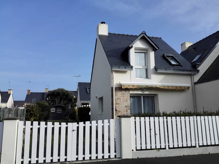 La Turballe, Reizvolles, Ruhiges Haus, 400 M Vom Strand - La Turballe