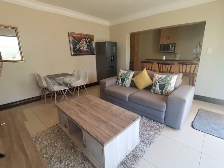Beach*nearby*2br*flatlet W/pool+ocean*view*top*loc - Umhlanga