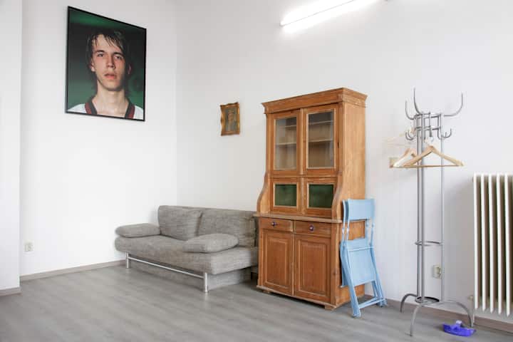 Central Cozy Next To Central Station & Bellevue - Berlin Tegel Airport (TXL)