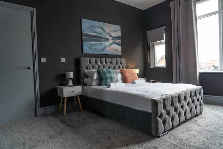 Grey Loft Apartment - Blackpool