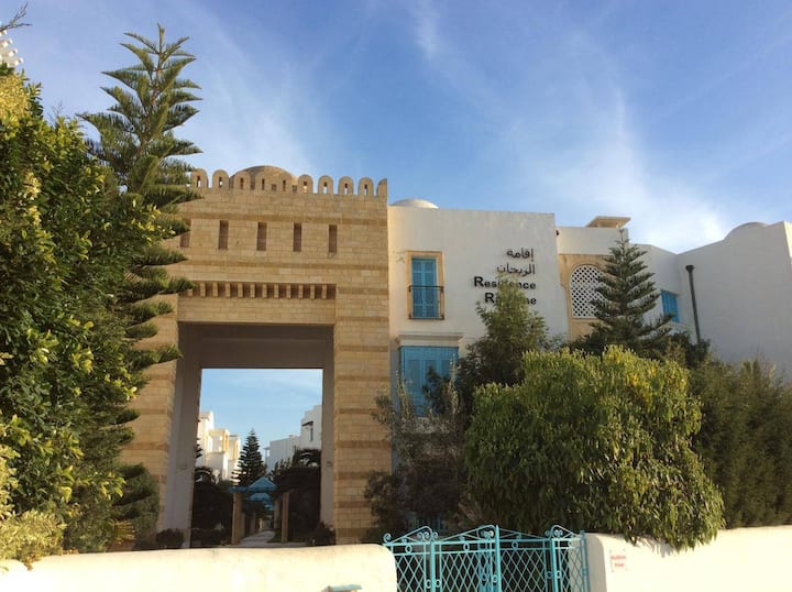 Agréable S+3 Au Coeur De Yasmine Hammamet ! - Tunisia