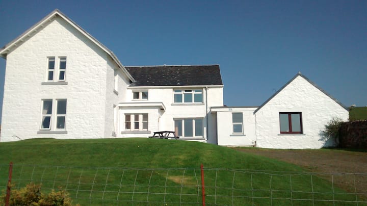 Scoor House - Cnoc Mor, First Floor Right - Isle of Mull