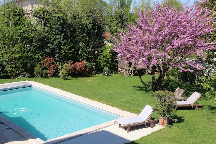 Maison De Charme Avec Piscine à Deux Pas De Lyon - Beaujolais