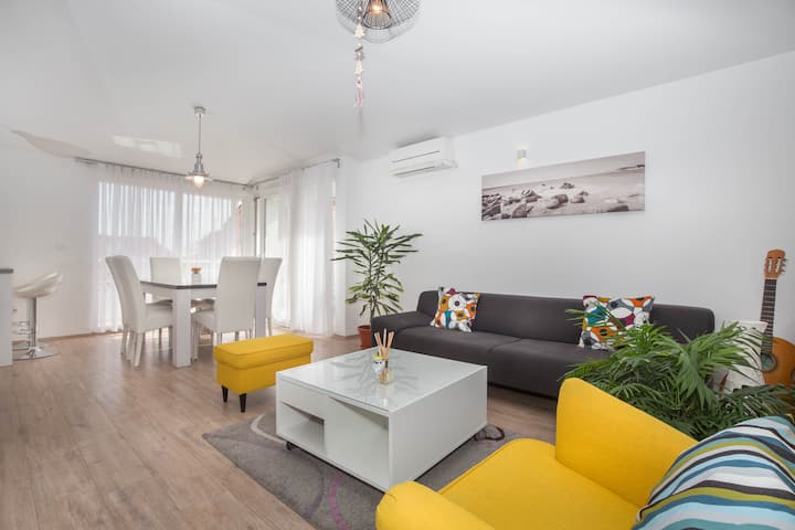 Grand View Penthouse With Two Balconies&parking - Split