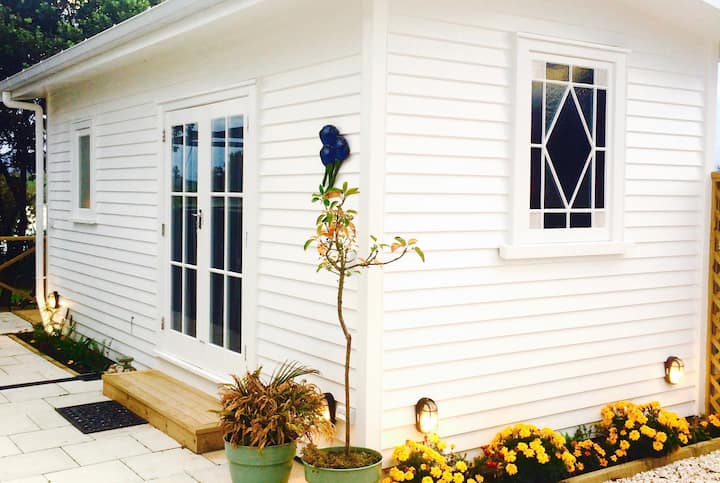 The Viola Studio - Rawene