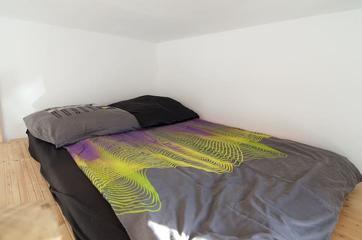 Loft Bed In North West Central Leipzig - Leipzig