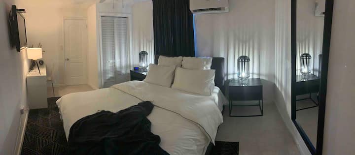 The Casita-renovated,private,cozy & Great Location - Miami, FL
