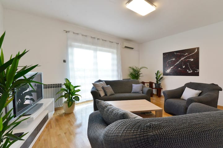 Apartman Meri Pula - Pula