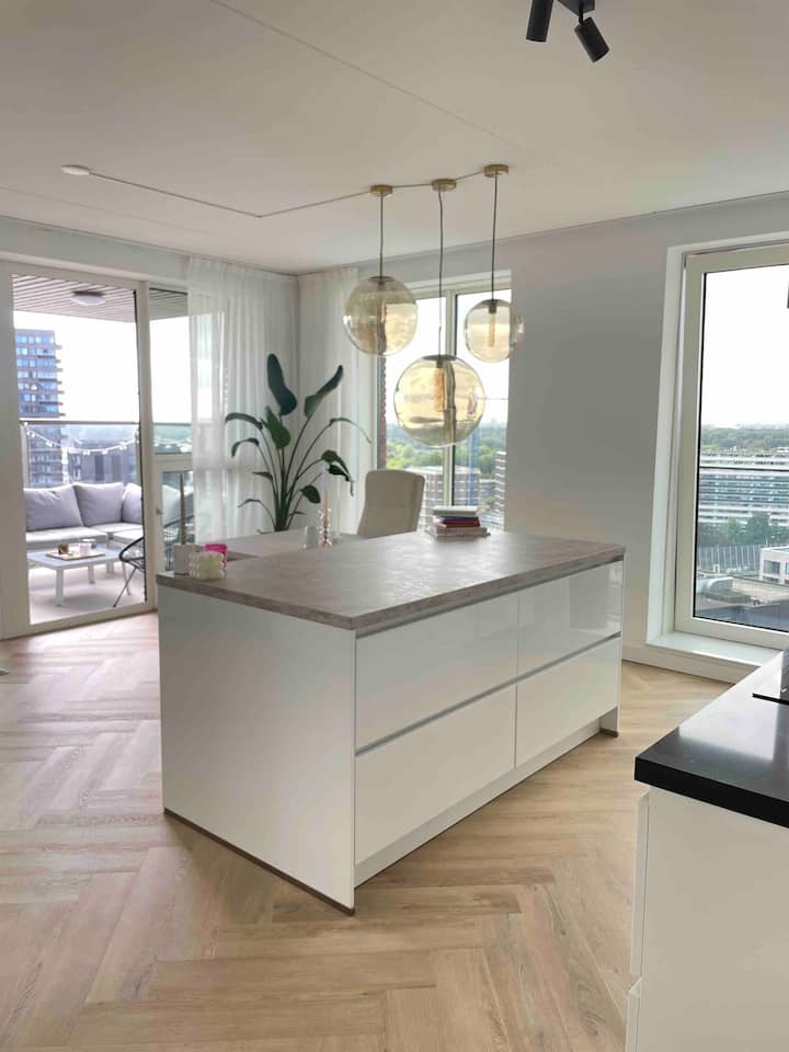 Amazing Apartment With A City View + Free Parking - Amsterdam