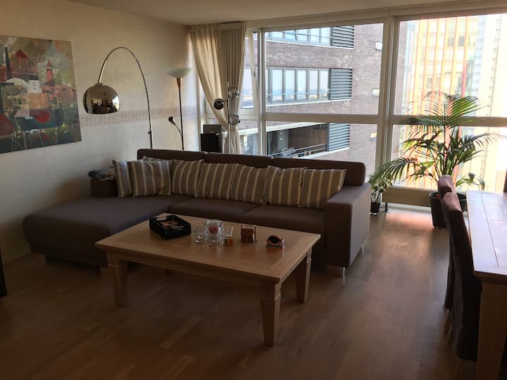 An Island Within The City. Silent And Central! - Rotterdam