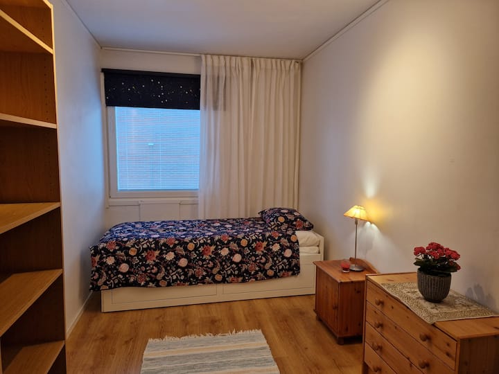 Private Room Near University - Umeå