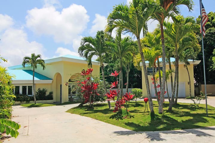 Casa Cielo Guest Suite, Luxury Vacation - Saint Thomas