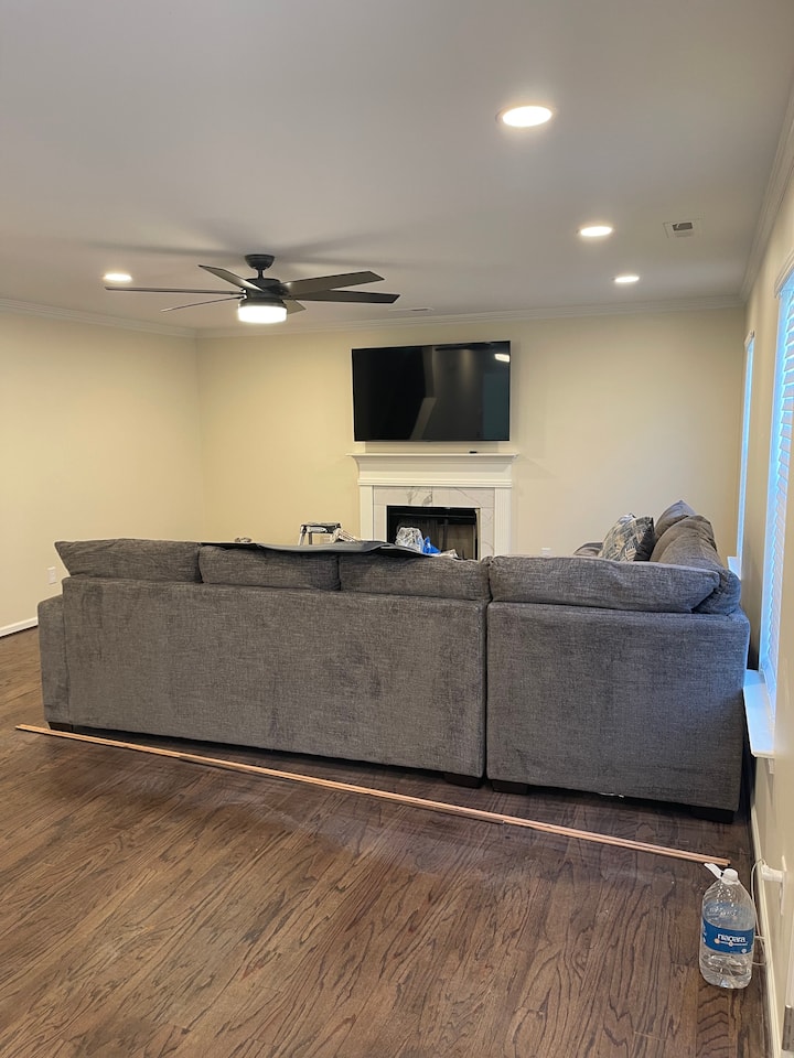 Completely Remodeled House In East Charlotte - Charlotte, NC