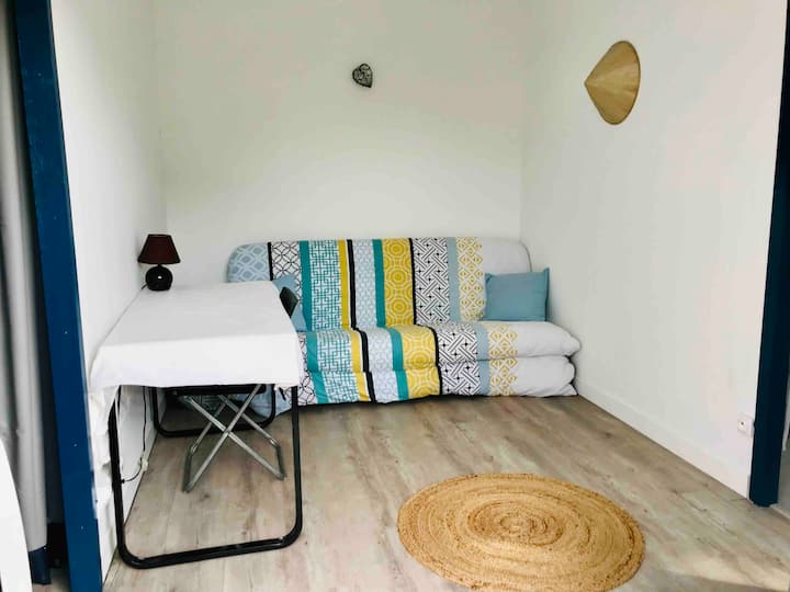 Chambre / Dépendance : Chambre, Douche, Wc, - Mérignac