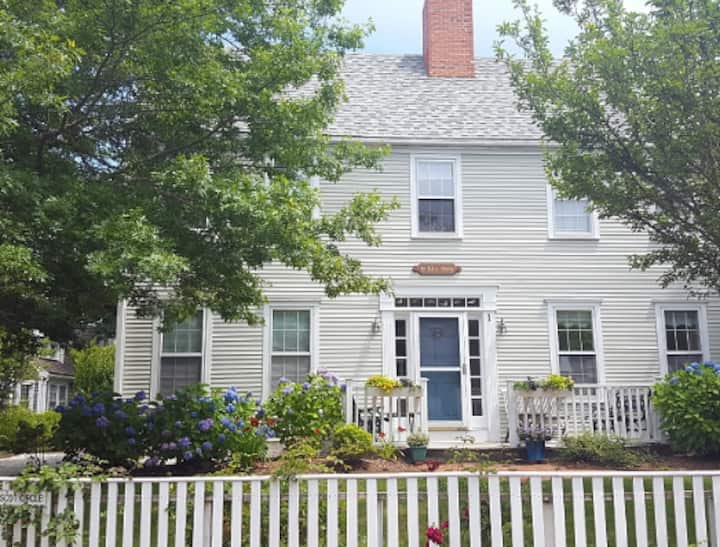 Family Home For Nantucket Getaway - Nantucket, MA