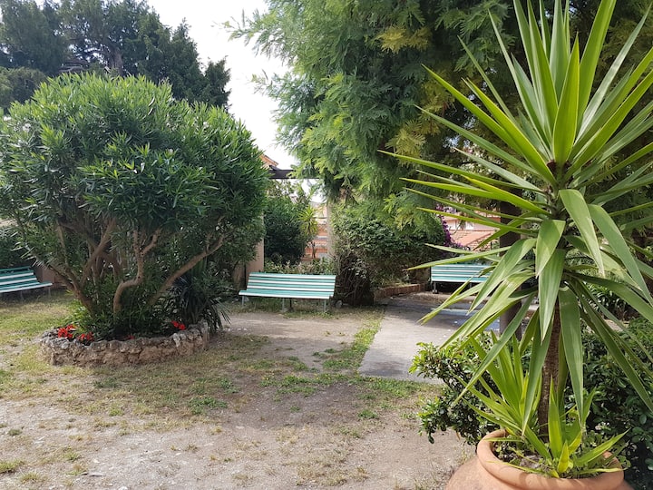 Studette Centre-ville - Menton