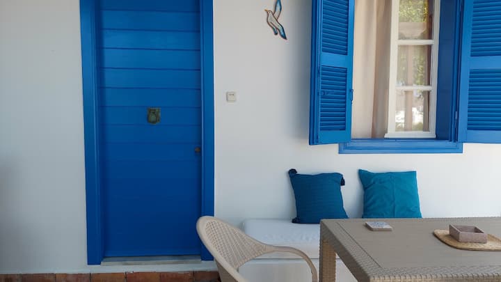 Helene's House - Milos